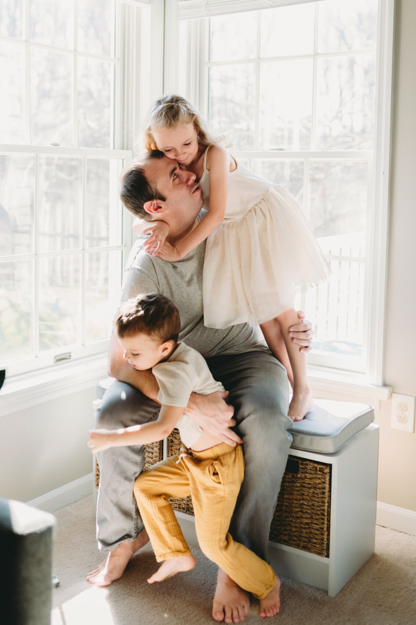 How to Pose for Your Family Photo Session - NPS Photography